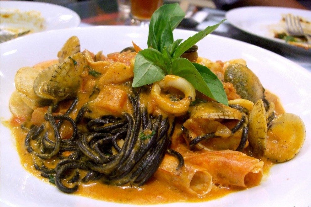 Va Bene: Hong Kong Restaurants Review - 10Best Experts and Tourist Reviews