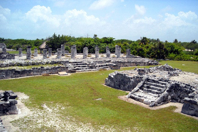 Zona Arqueológica El Rey is one of the very best things to do in Cancún