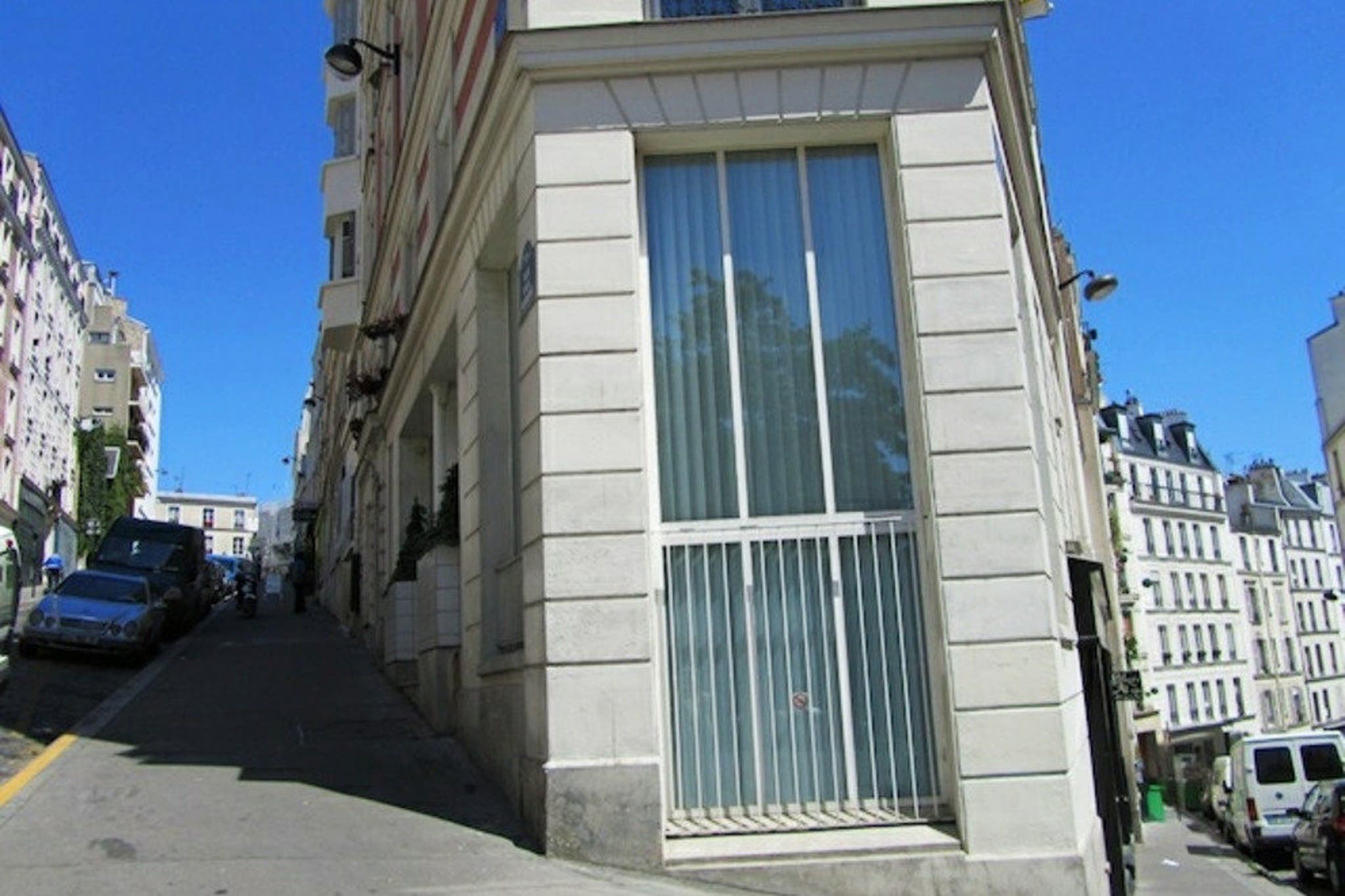 10 Movie Locations You'll Recognize in Paris