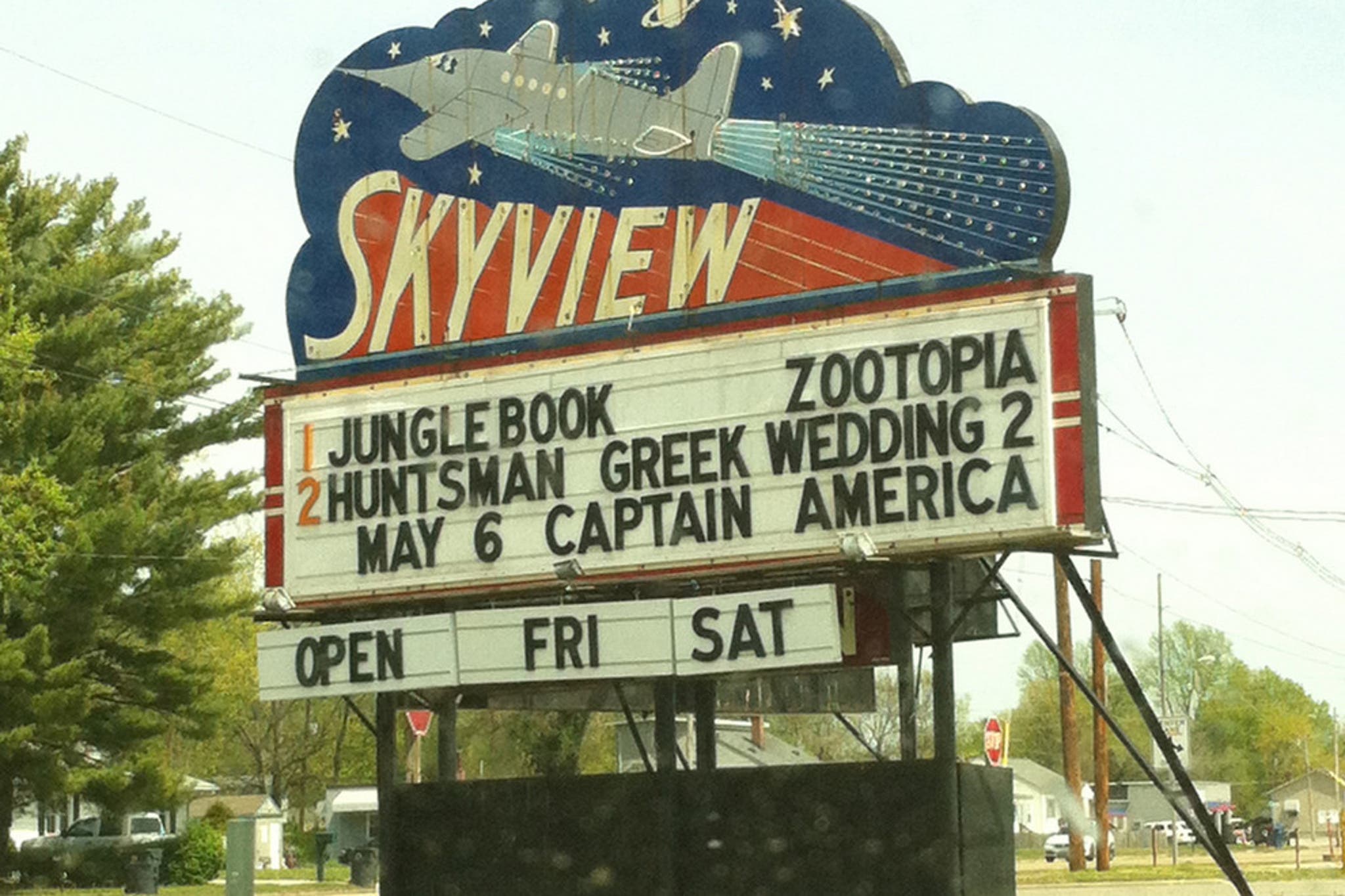 99W Drive-In Wins Best Drive-In Movie Theater in the U.S.A.