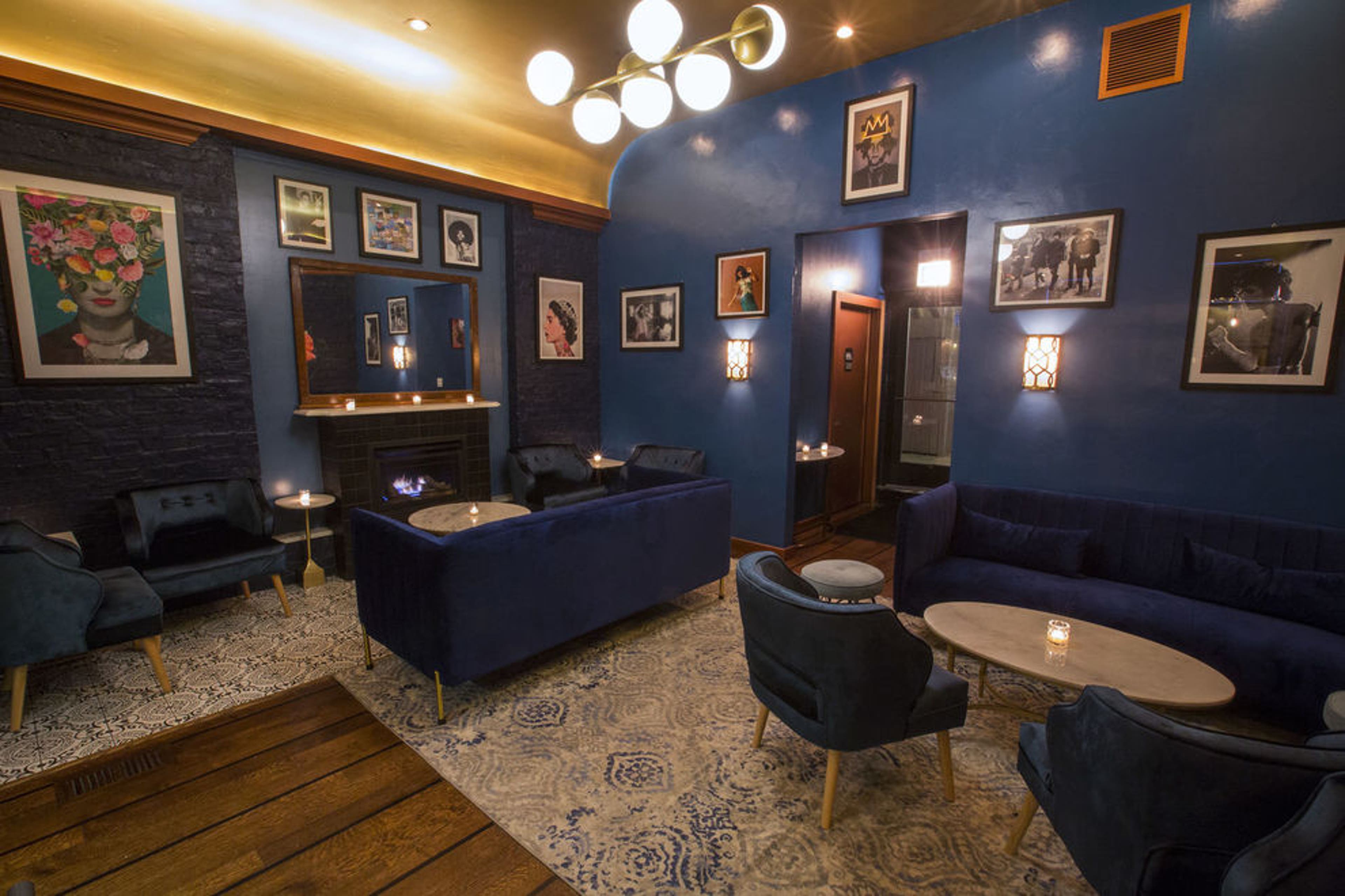 Chicago Cocktail Lounges: 10Best Lounge Reviews
