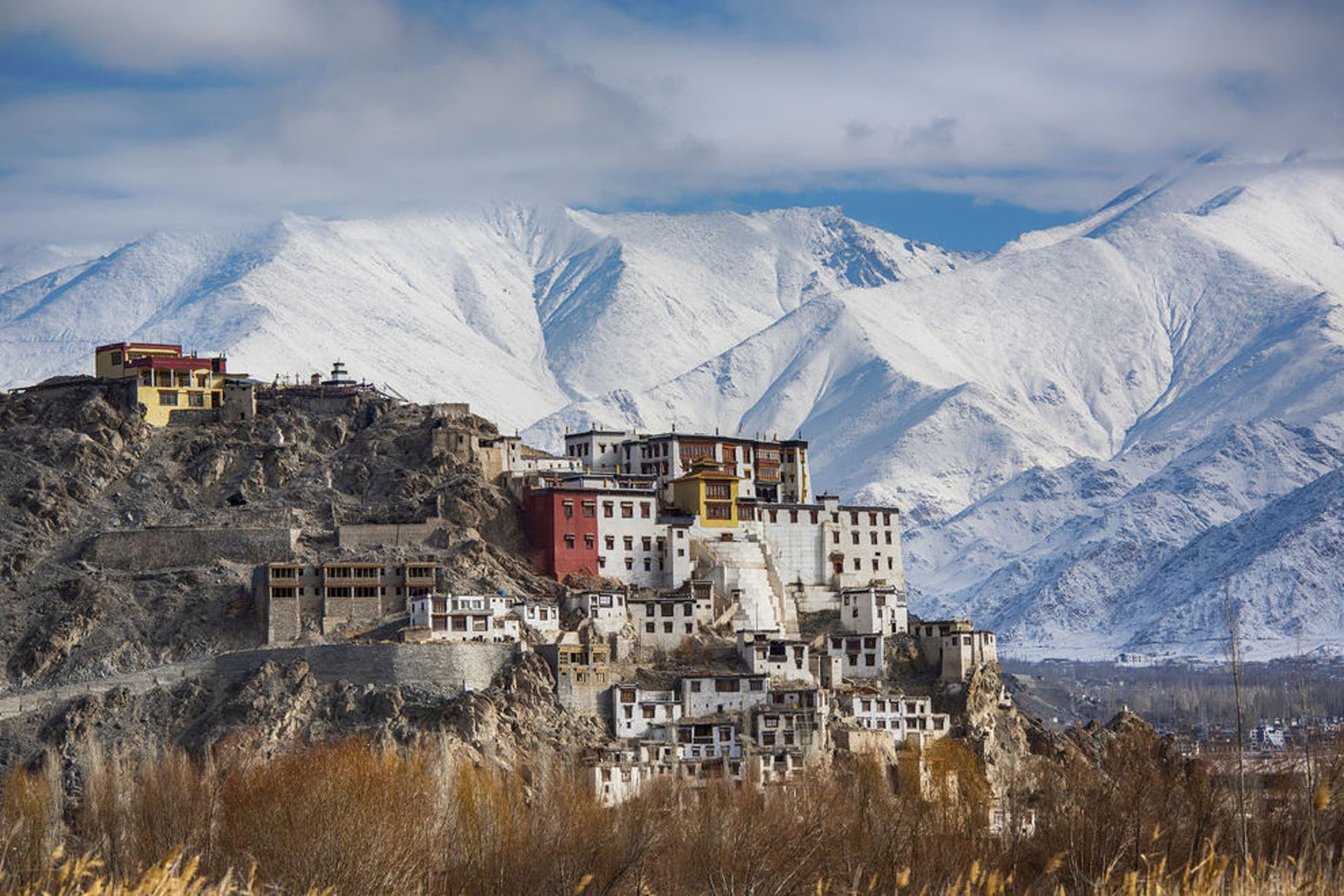 10 monasteries built on cliffsides and mountaintops