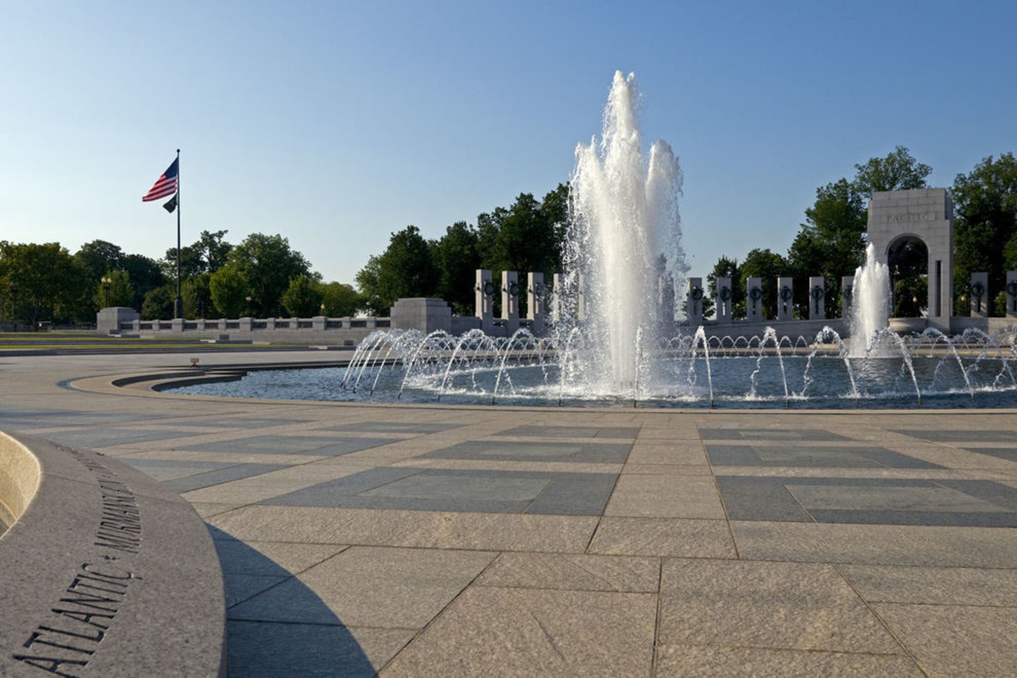 Best fountains around the world [10 famous locations]