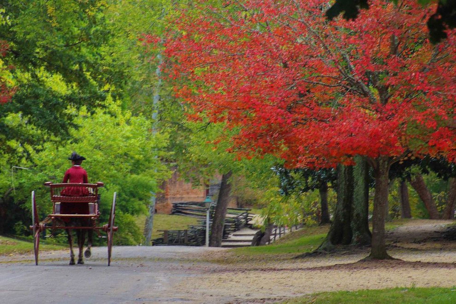 See Colonial Williamsburg, Virginia on this virtual tour