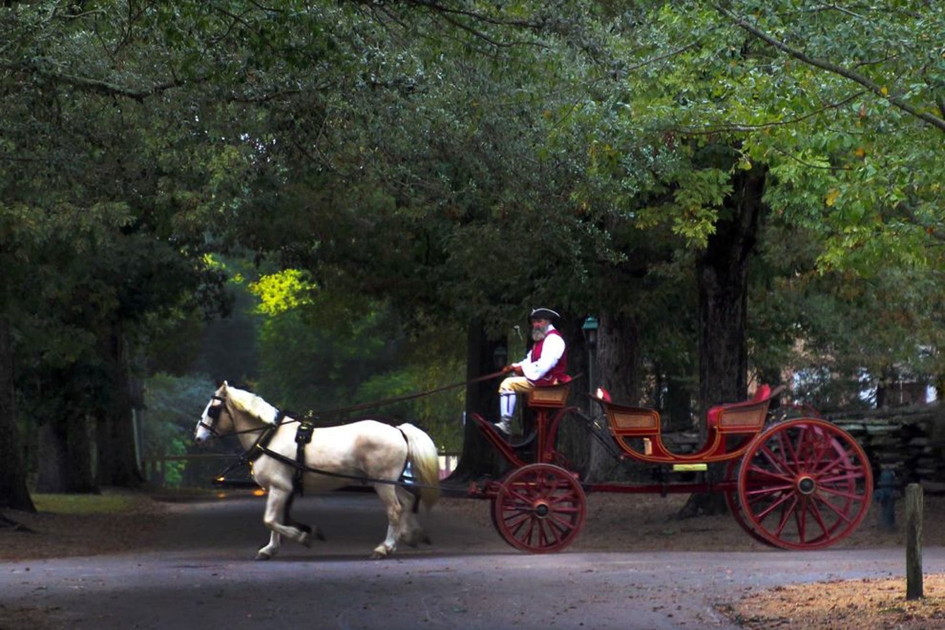 See Colonial Williamsburg, Virginia on this virtual tour