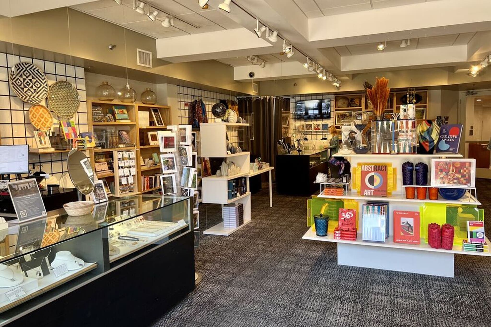 10 best places to shop in Santa Barbara, ranked by local shopping expert