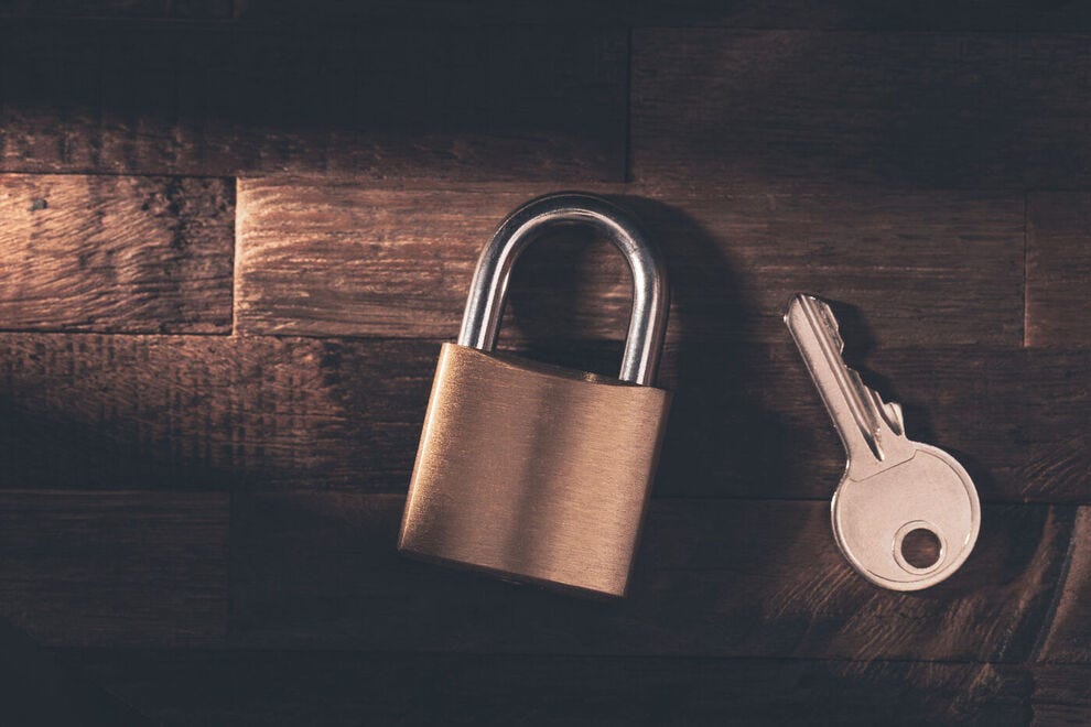Master Lock 4683Q