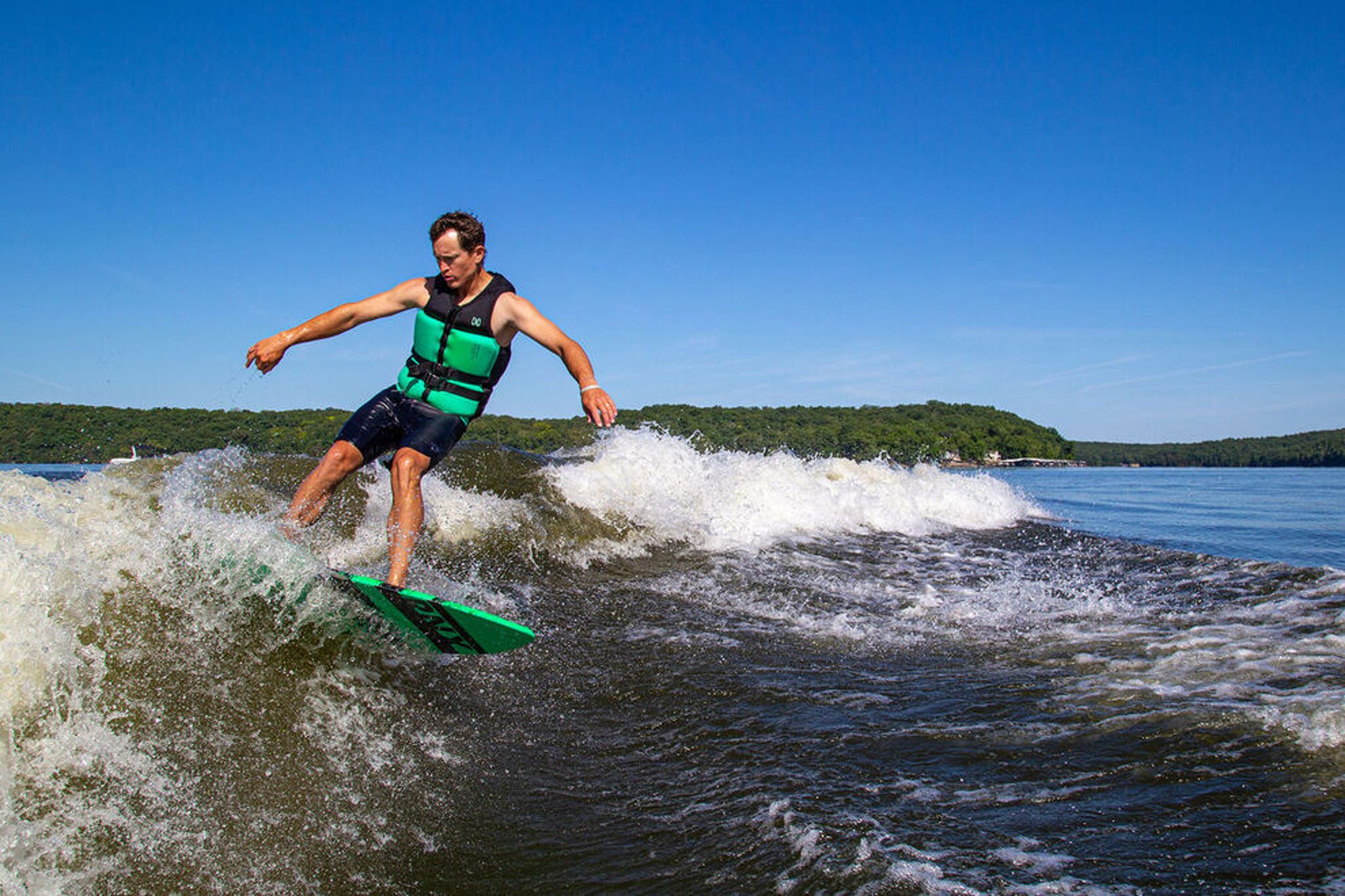 From kayaking to wakeboarding: 10 best lakes for water sports in the US
