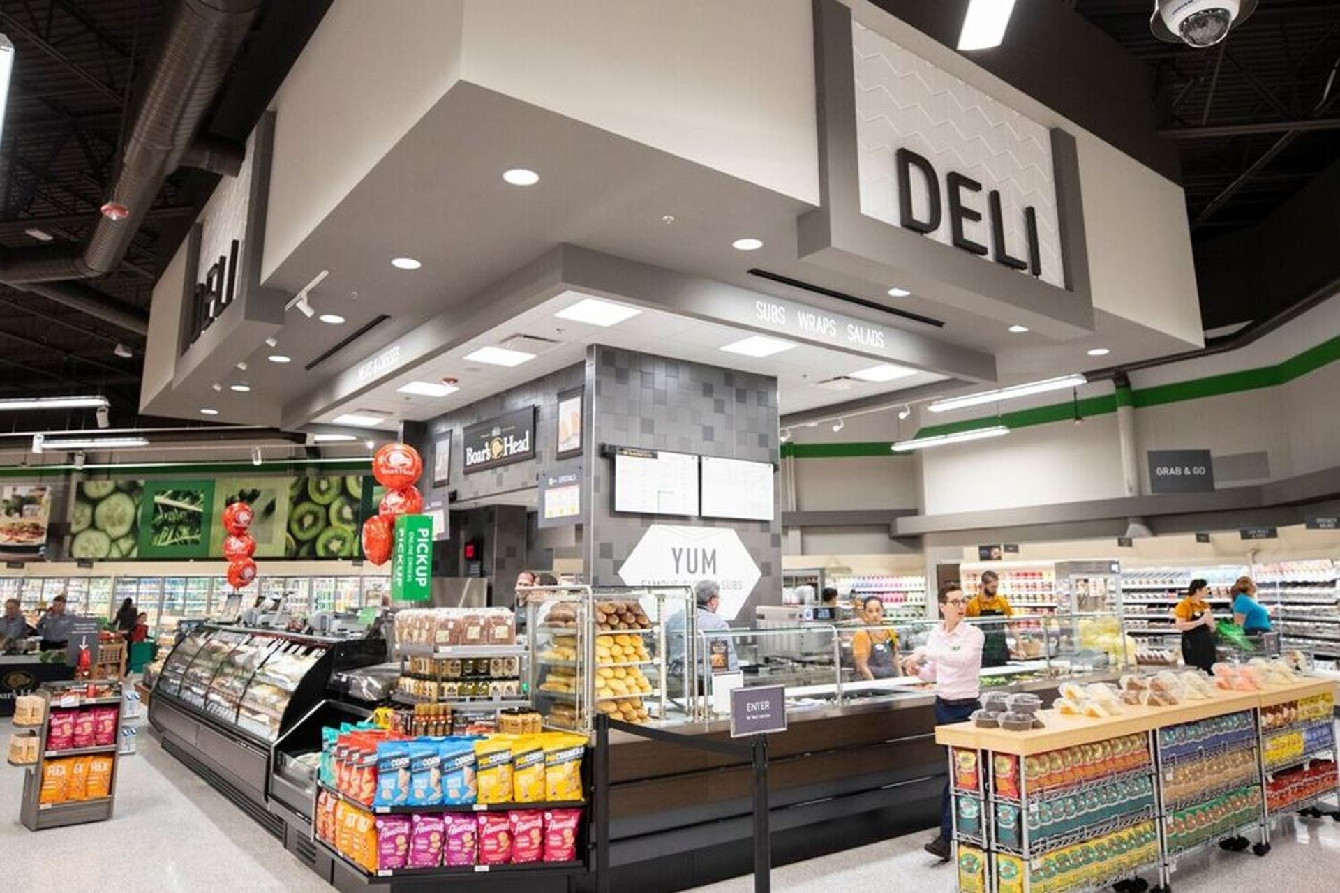 10 best grocery store delis for quality meats, cheeses, and sides