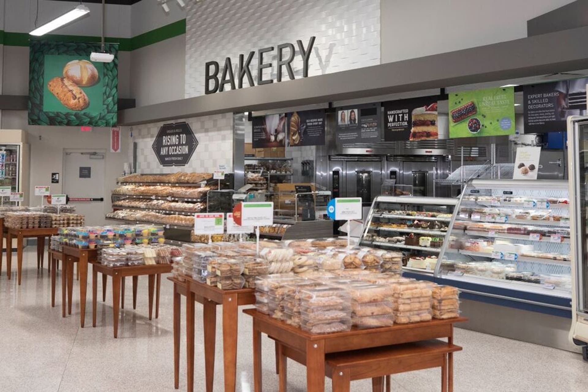 10 best grocery store bakeries in the US for fresh baked goods