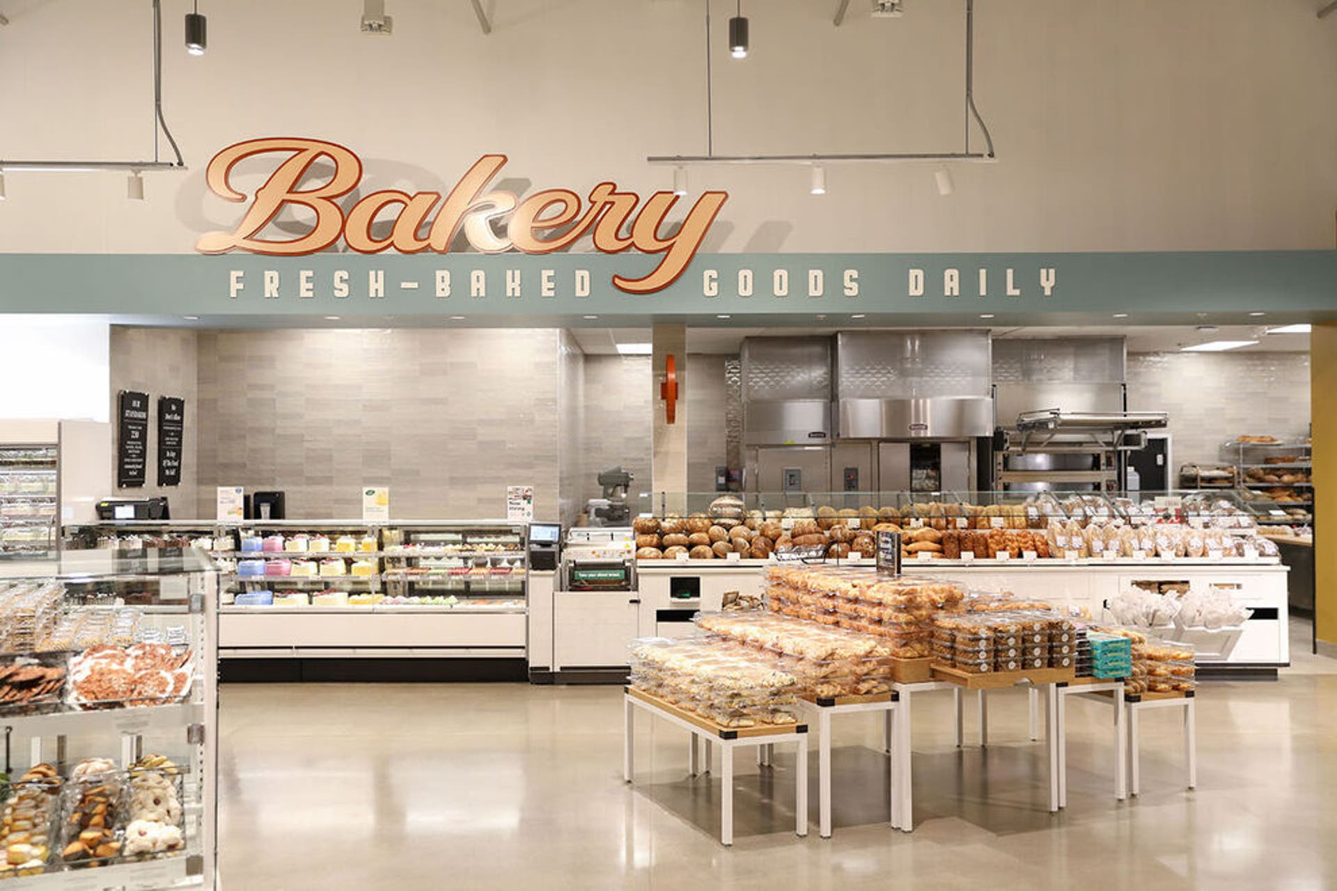 10 best grocery store bakeries in the US for fresh baked goods