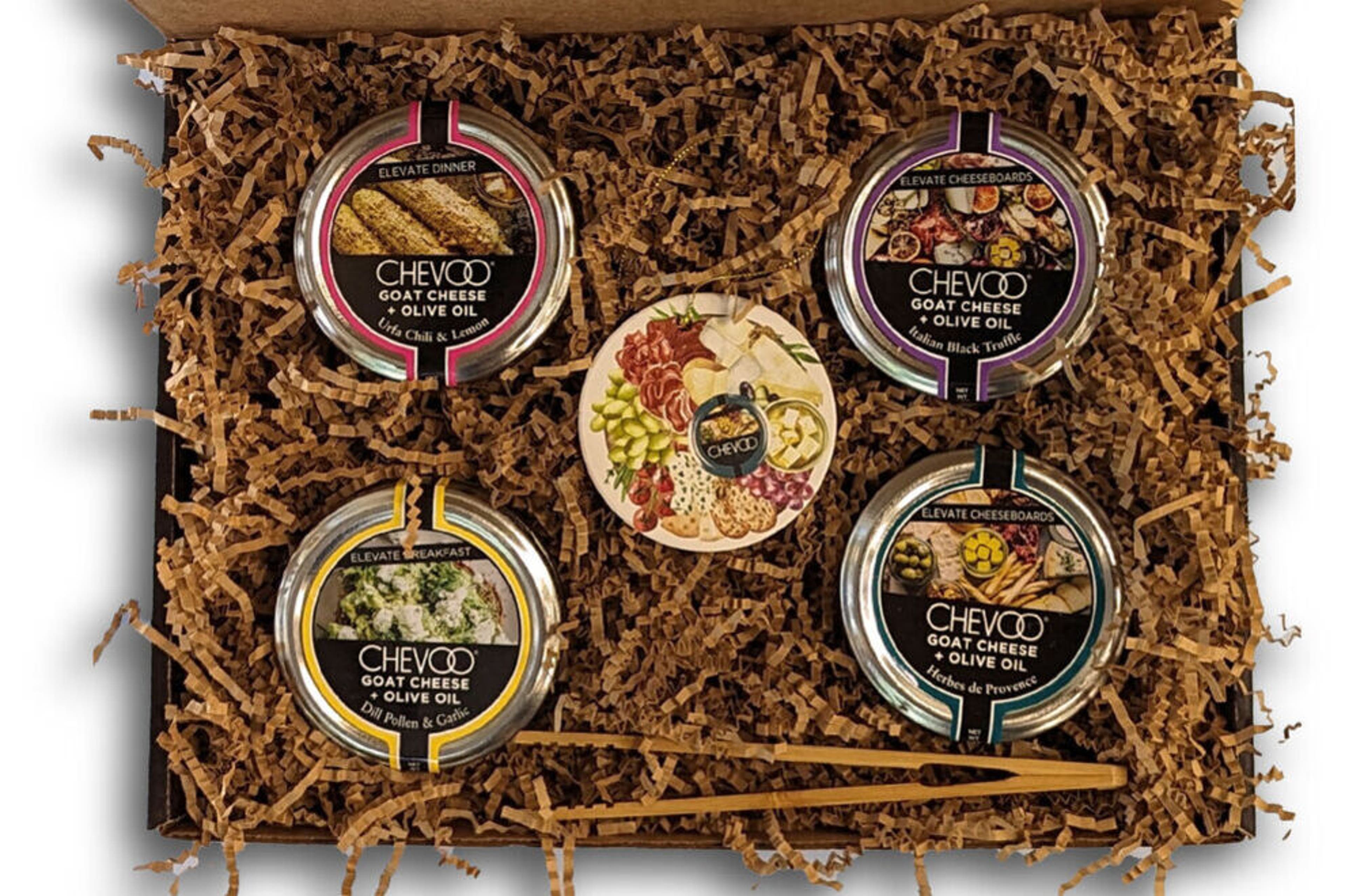 CHEVOO Cheese Board Lovers Gift Box