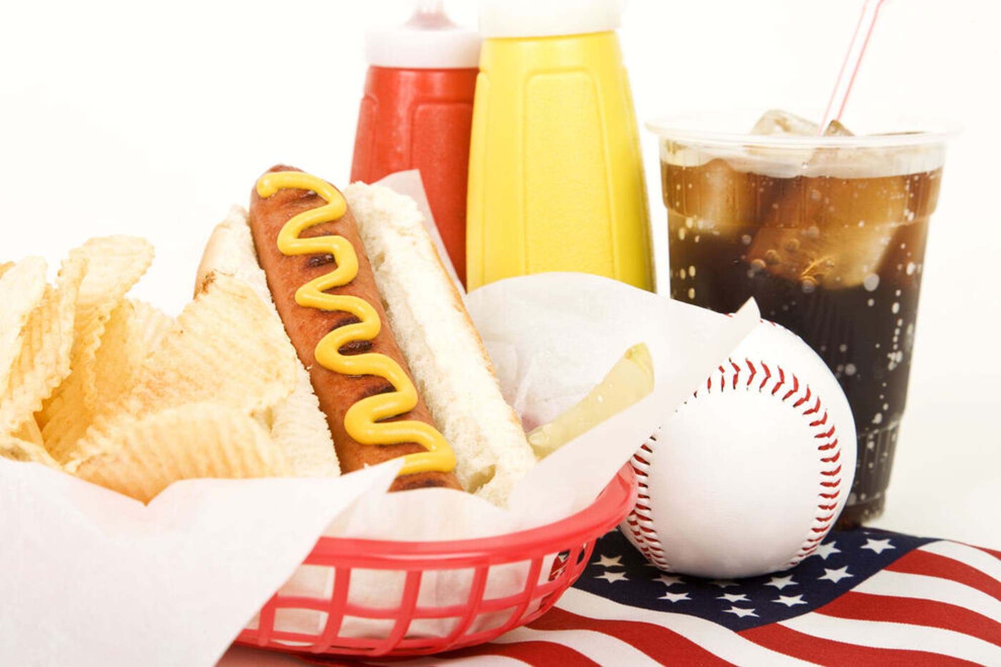 Pitch-perfect plates: Top 10 MLB stadiums for food lovers