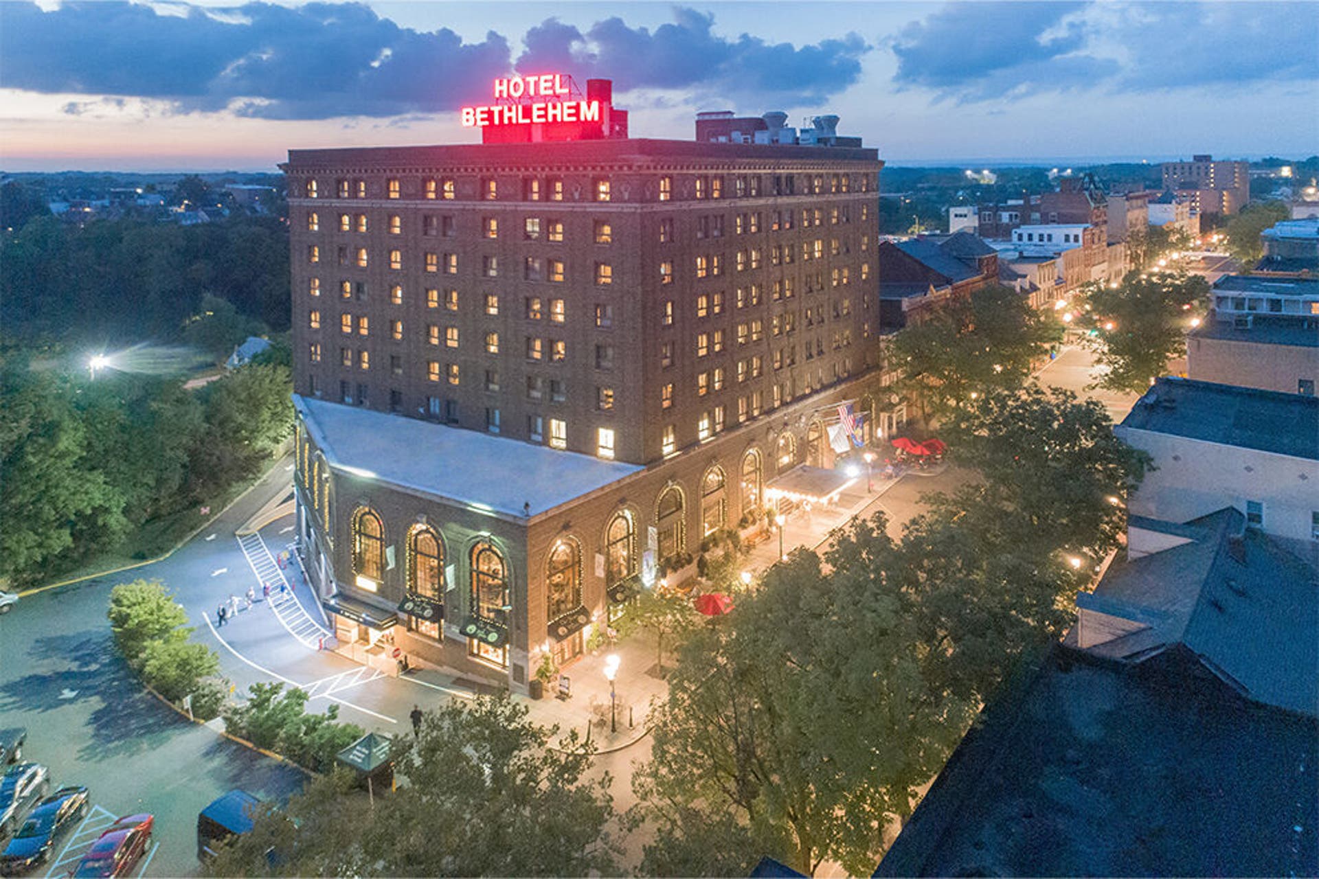 Coastal charms: 10 best waterfront hotels in the United States
