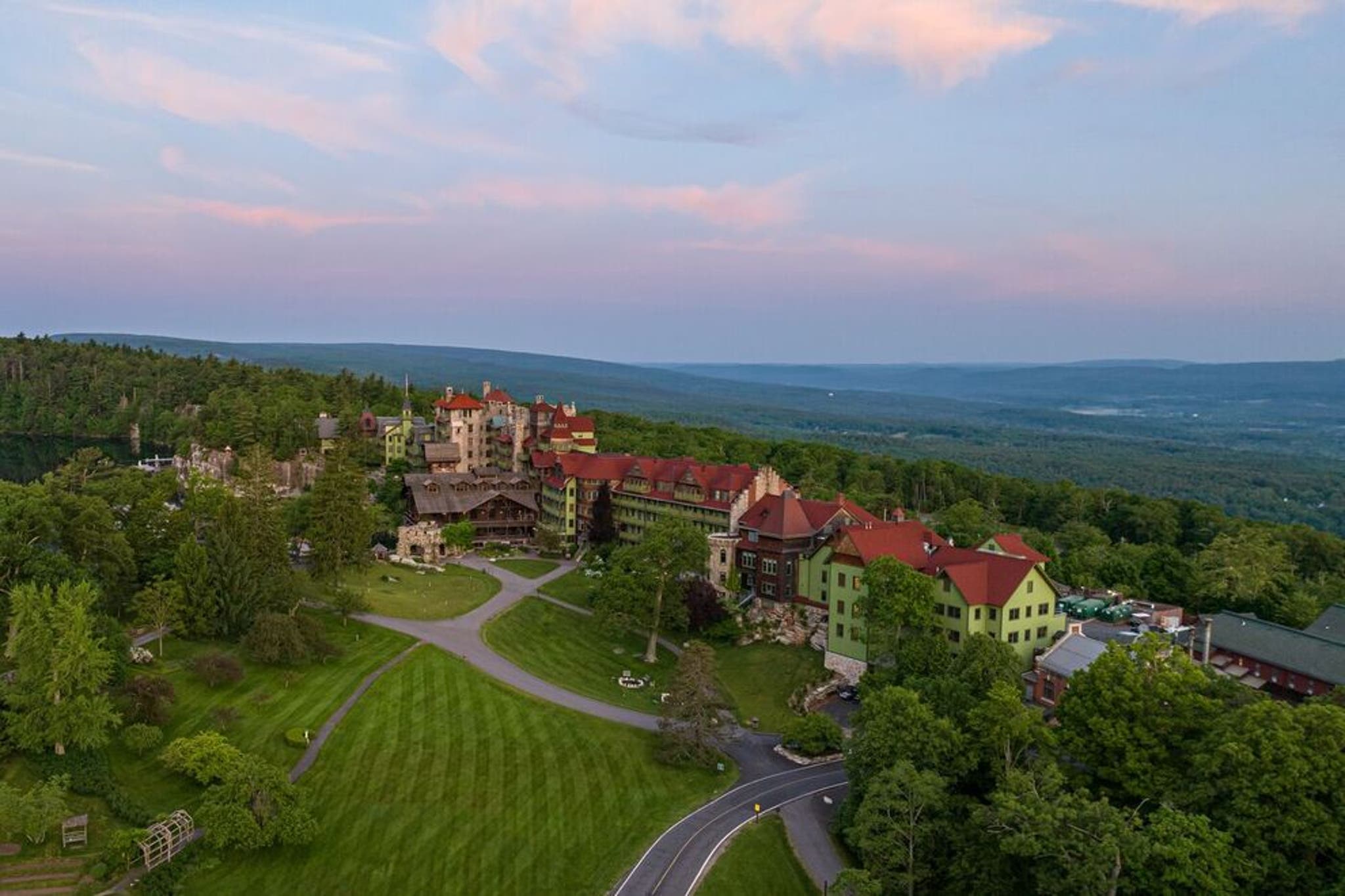 10 best destination resorts in the United States