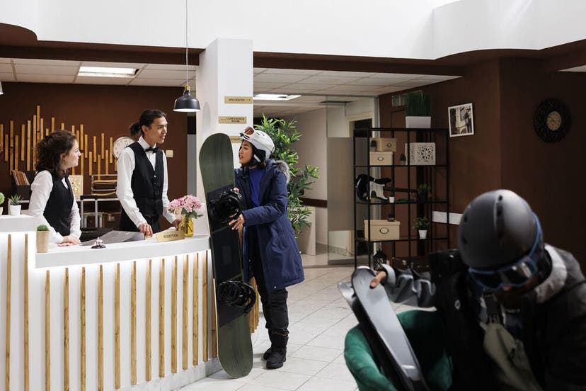 Shipping luggage? These 6 services make traveling easier