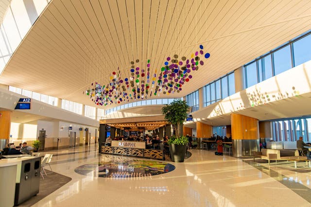 10 best small airports in the US offer big travel benefits
