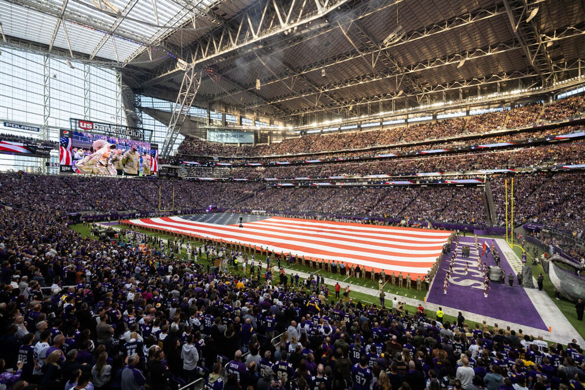10 best NFL stadiums of 2024: Where to see game day greatness