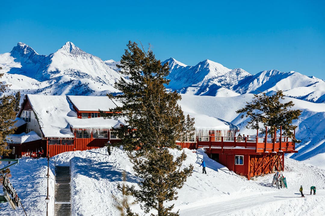 10 best ski restaurants in North America for the 2024/2025 season