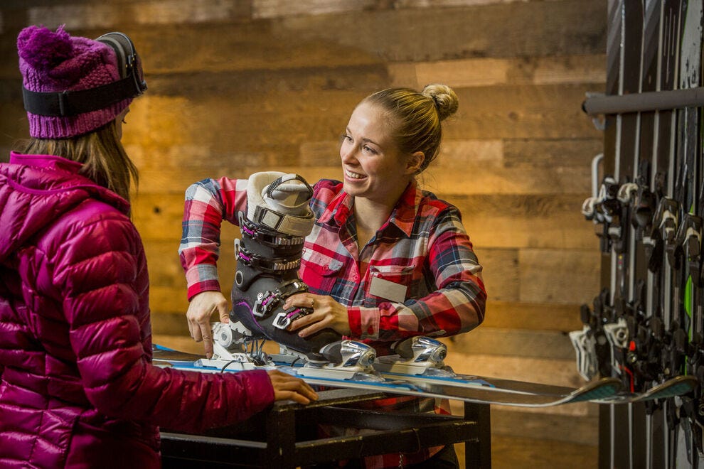 What is the Best Ski Shop for 2025?