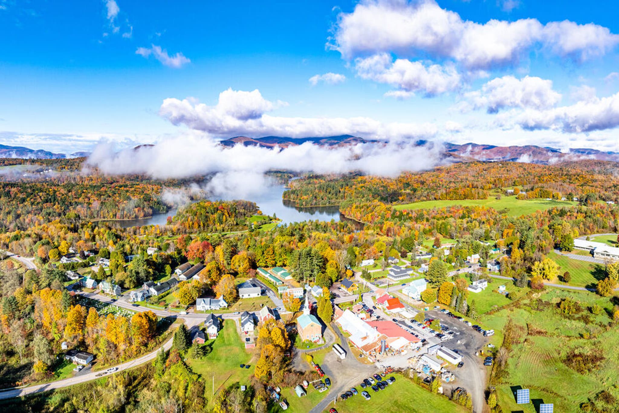 10 best small town art scenes you don't want to miss
