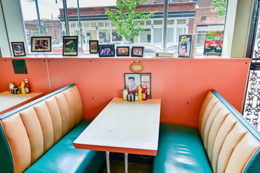 10 roadside diners in the US serving up the best bites