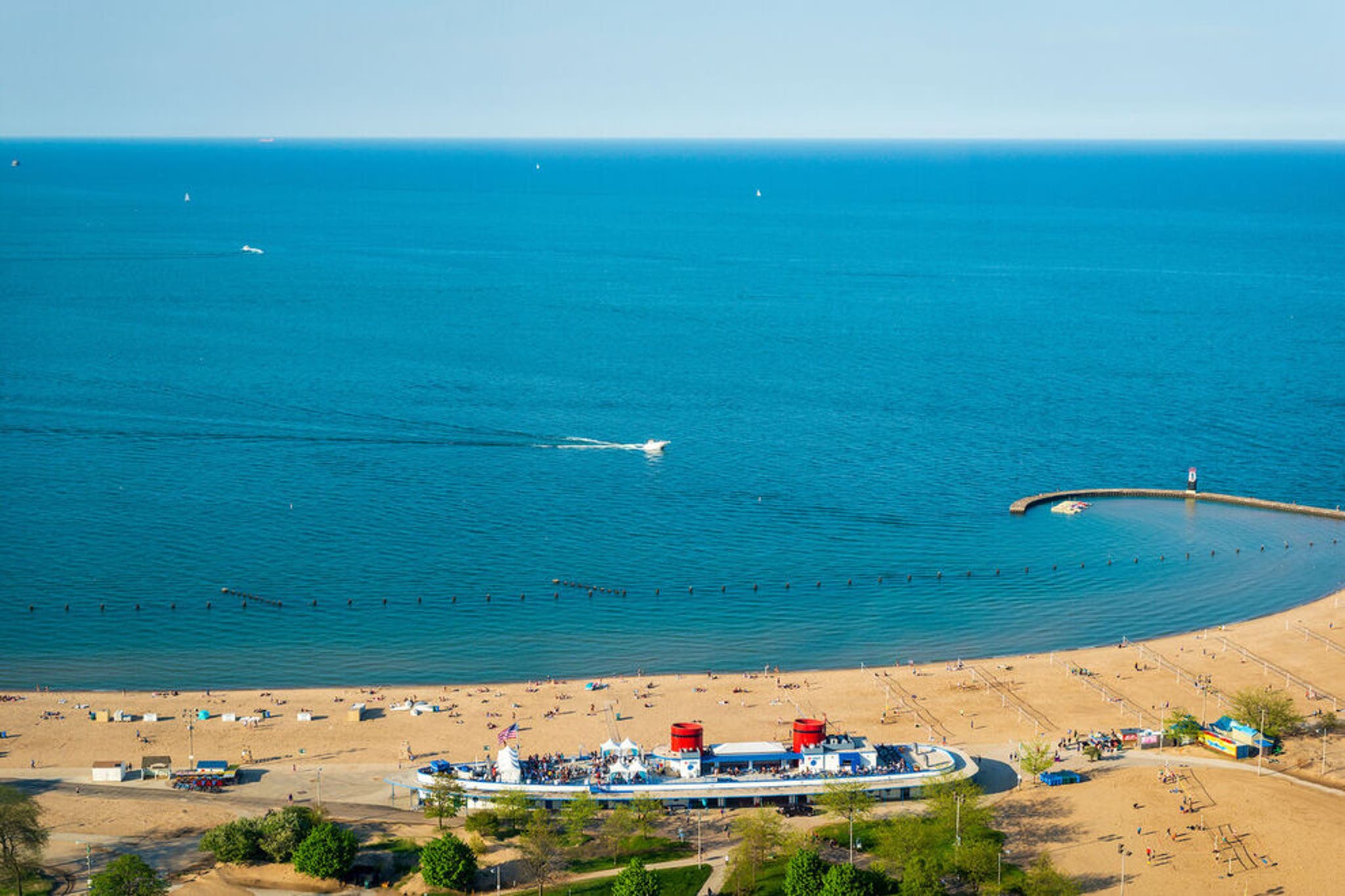 10 best beaches at lakes across the United States