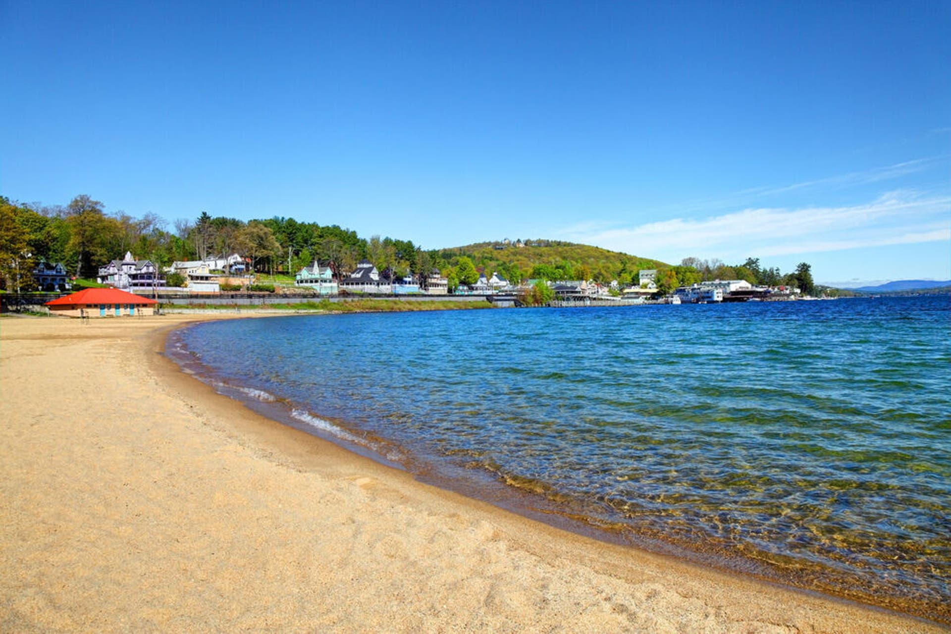 10 best beaches at lakes across the United States
