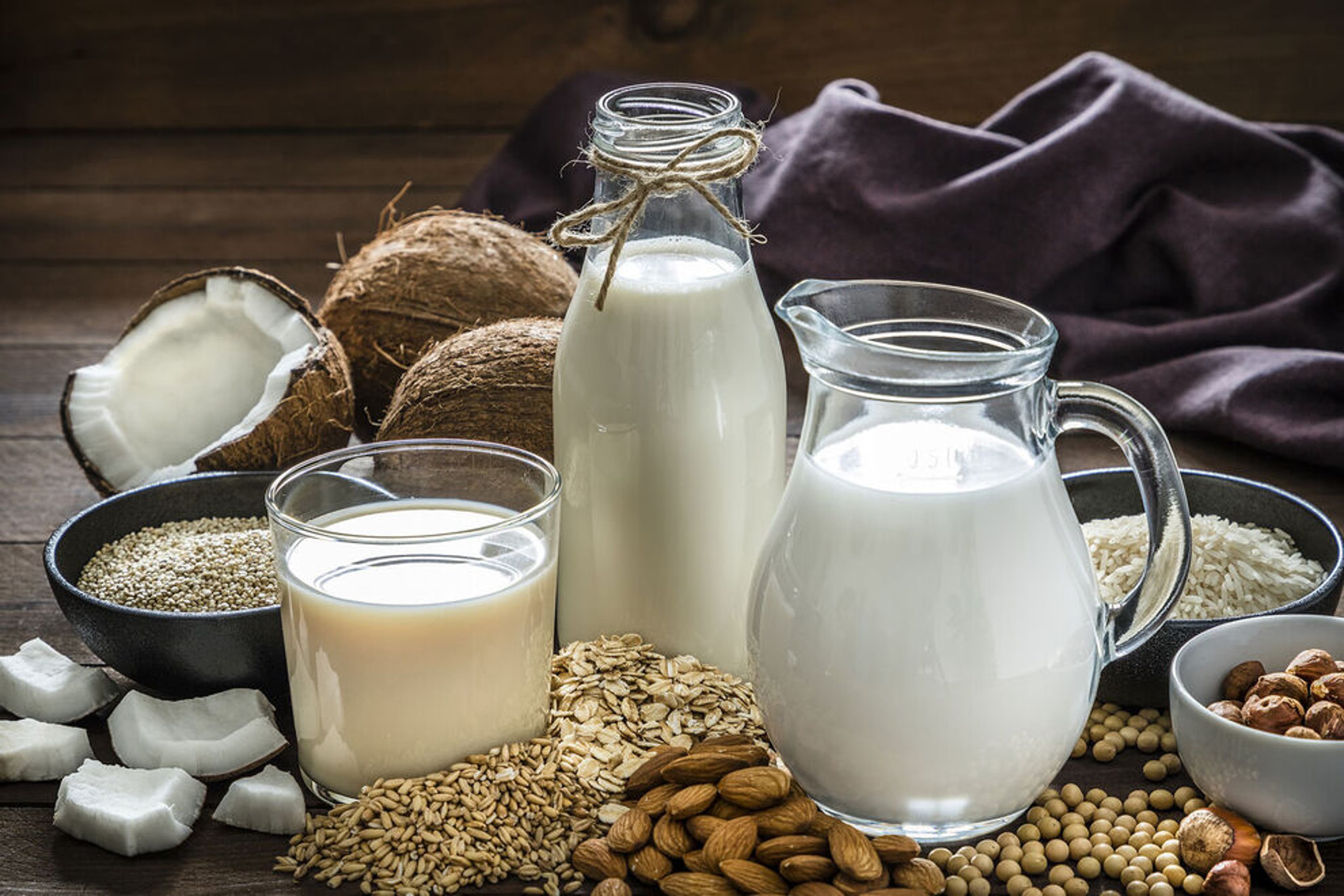 What is the best milk substitute? Here are 9 healthy milk alternatives