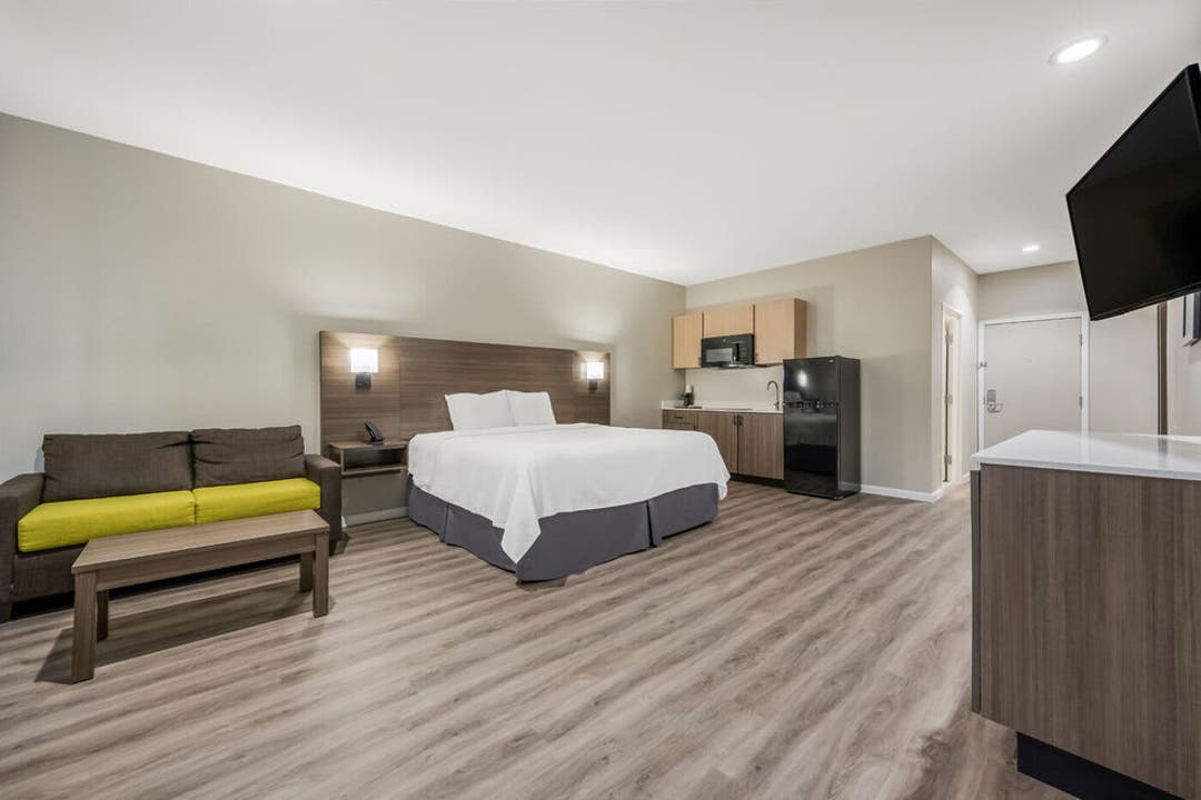10 best extended stay hotel brands in the US for long-term trips