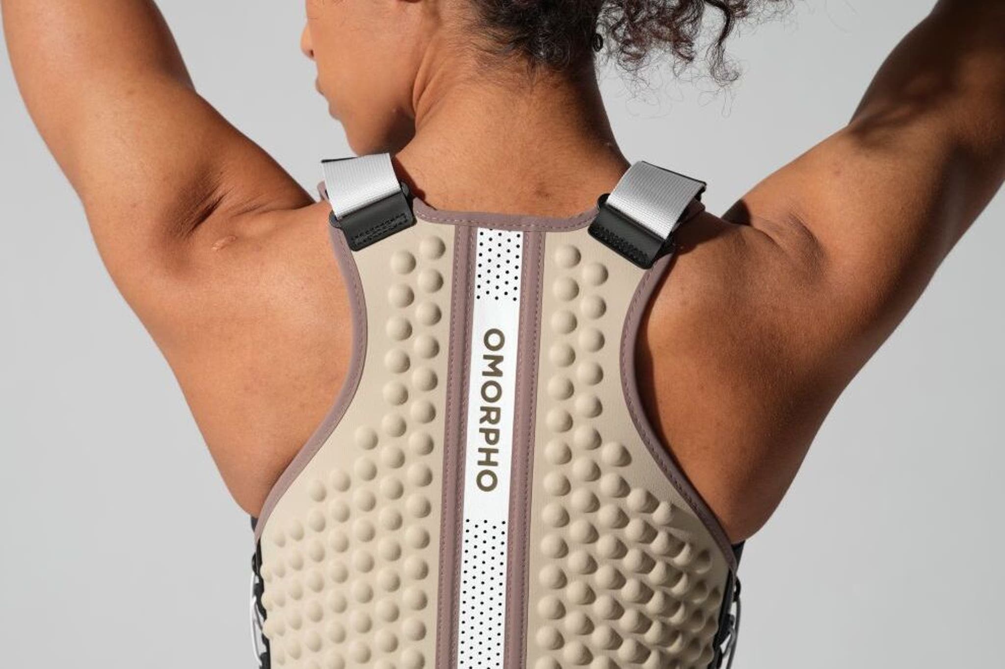 Doctors weigh in on weighted vests, plus 7 you can try