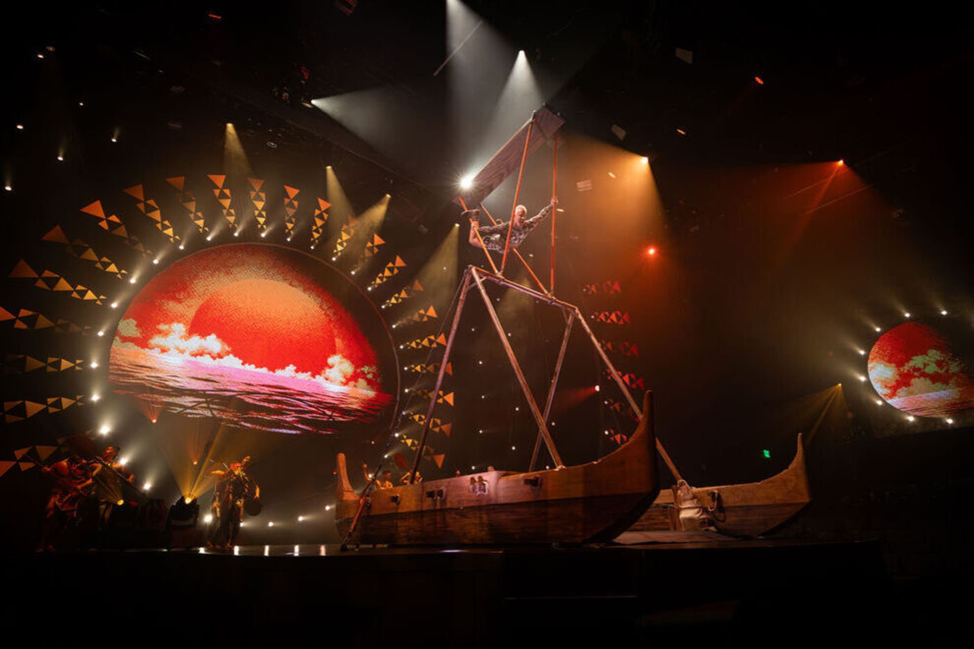 Cirque du Soleil 'Auana' is worth a trip to Hawaii. Here's why