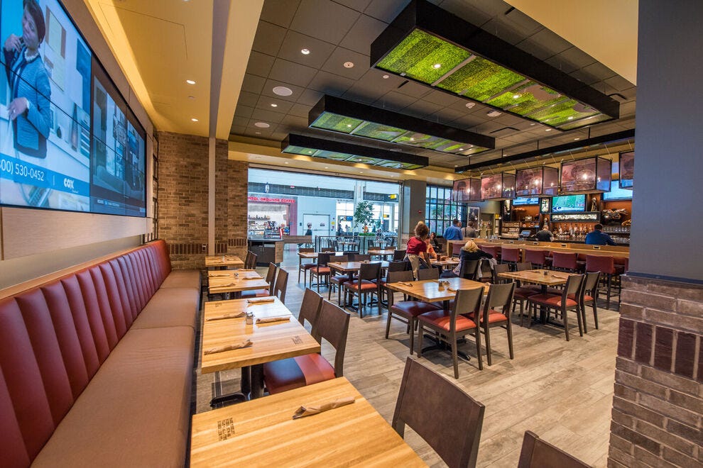 Commanders Burgundy & Gold Club: 2025 USA TODAY 10BEST Readers' Choice ...