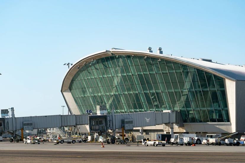 Fresno Yosemite International Airport (FAT): 2025 USA TODAY 10BEST ...