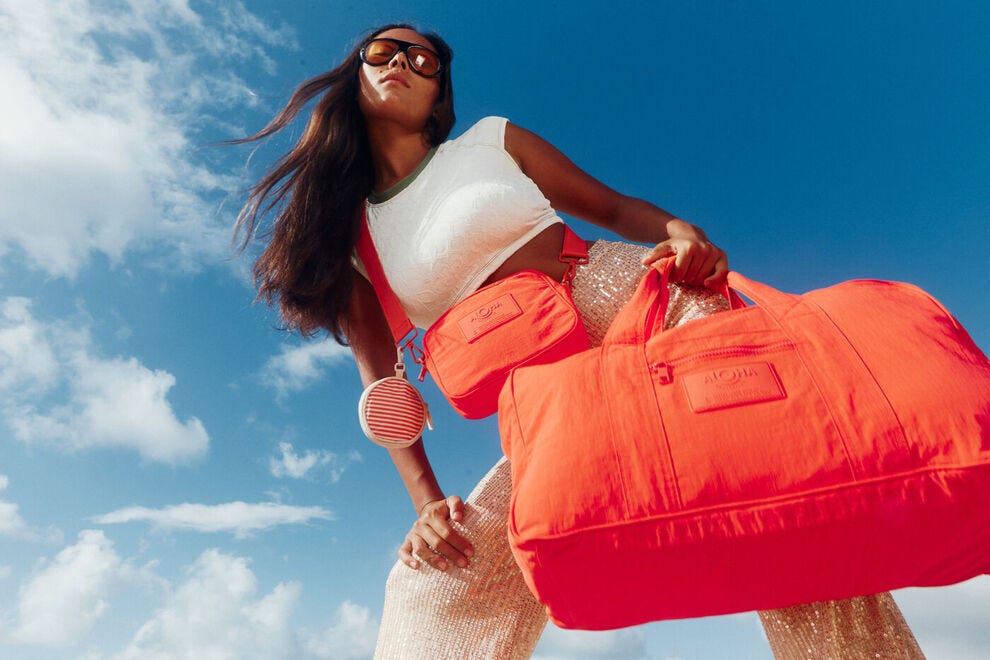 ALOHA Collection Keep It Light Weekender: 2025 USA TODAY 10BEST Readers ...