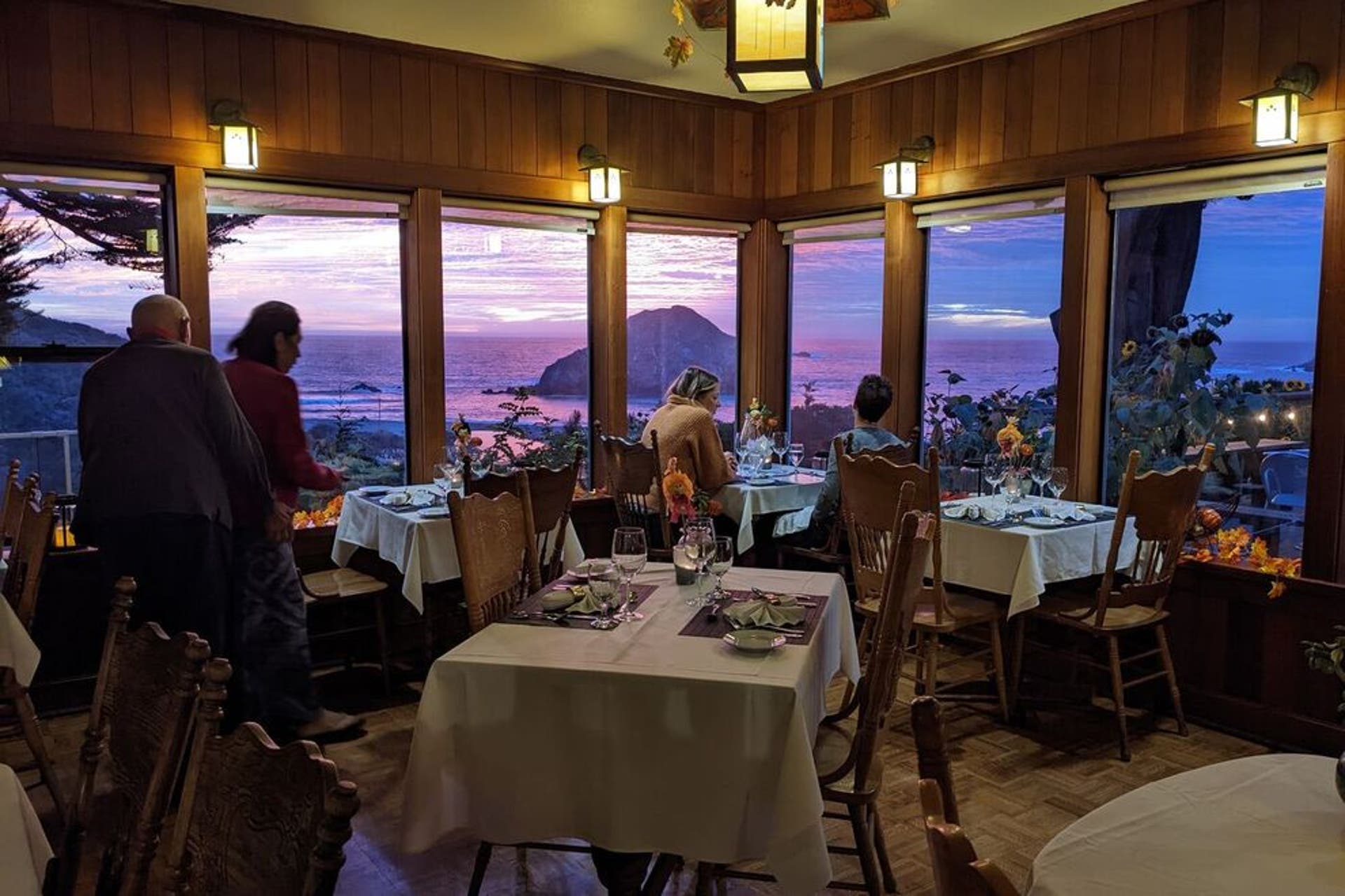 10 best waterfront restaurants across the United States