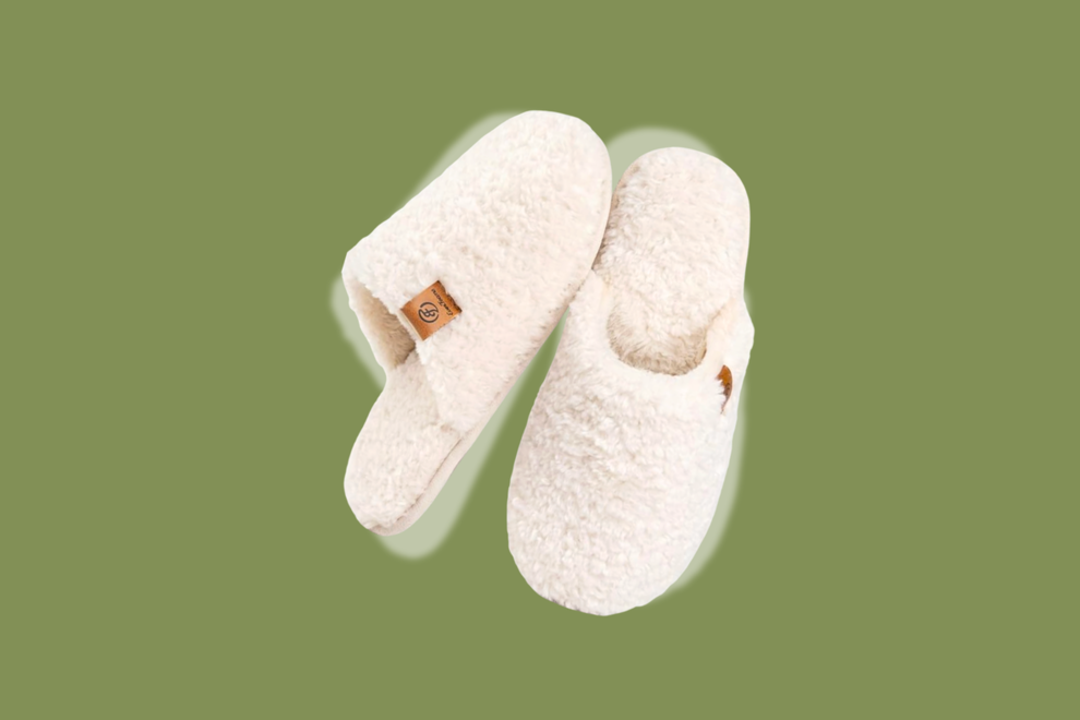 Why over 5,000 Amazon shoppers bought these 'cloud-like' slippers
